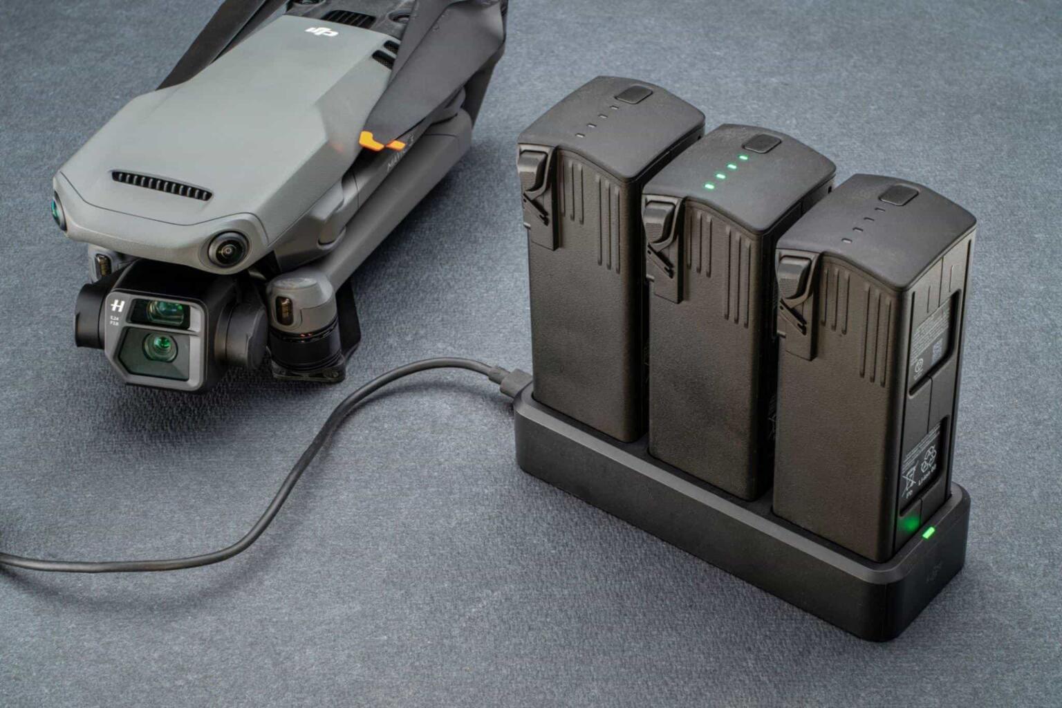 7 Best Drones With The Longest Flight Time ([year])