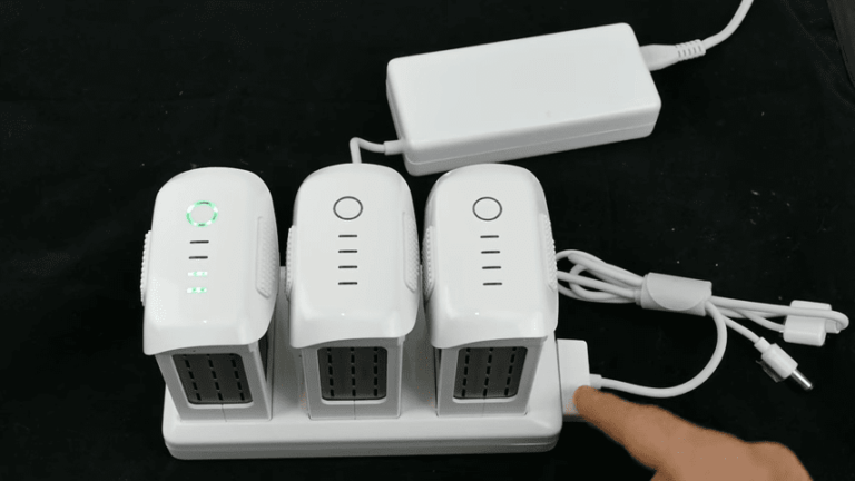 19 Best DJI Phantom 4 Pro V2.0 Accessories [year] (The Ultimate Guide)