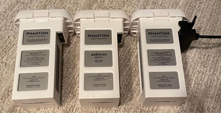 19 Best DJI Phantom 2 Vision Plus Accessories [year] (The Ultimate Guide)