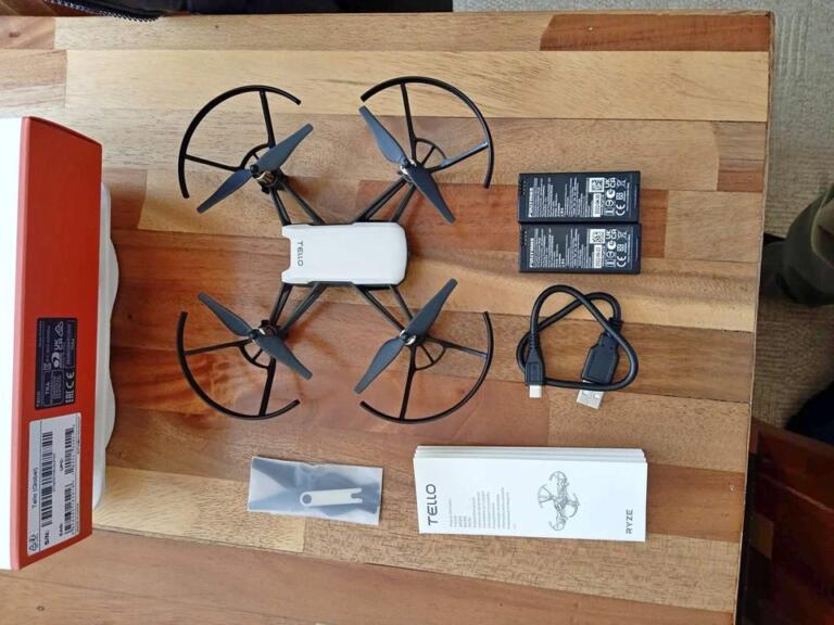 17 Best DJI Ryze Tello Accessories [year] (The Ultimate Guide)